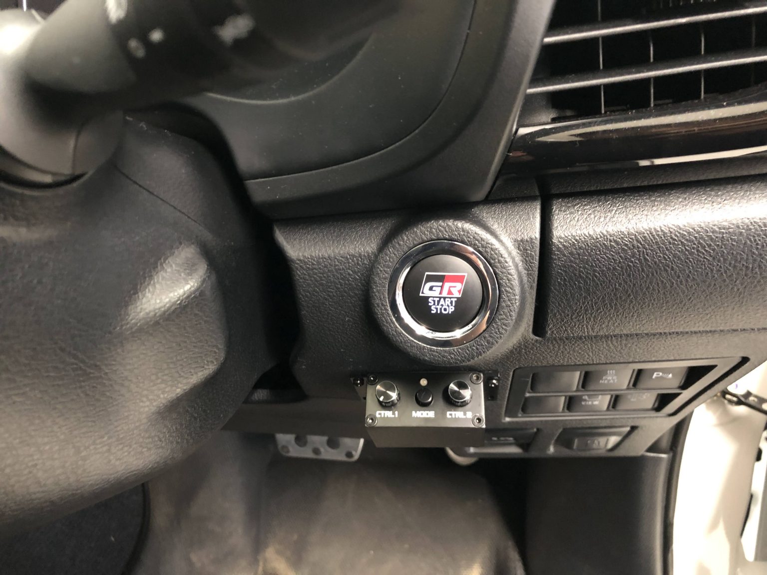 GRハイラックスにIGLAとオーディオ | オーディオ専門店 AudioPhile【オーディオファイル】千葉県富里市